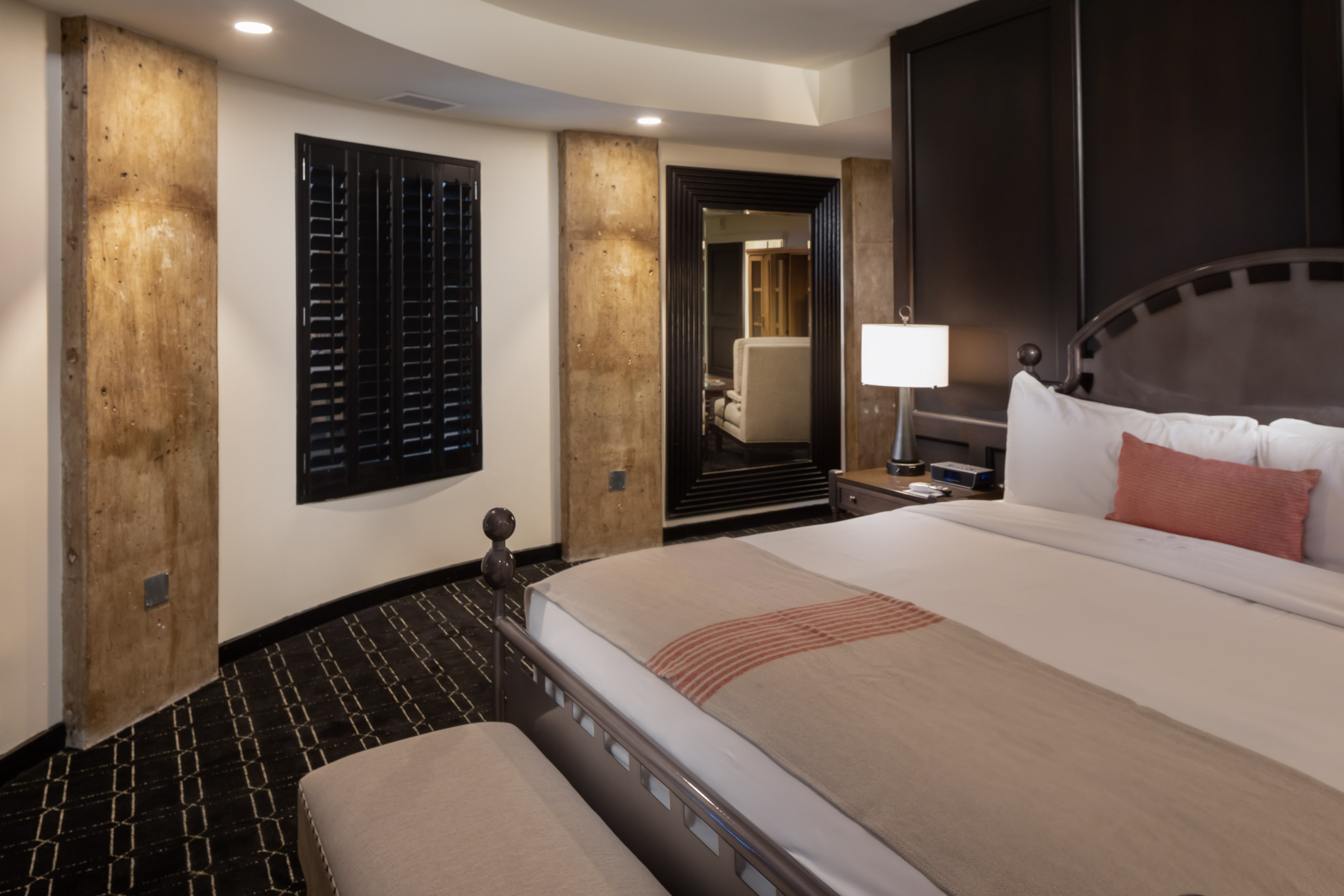 Hotel Valencia Riverwalk - San Antonio | Tour Texas
