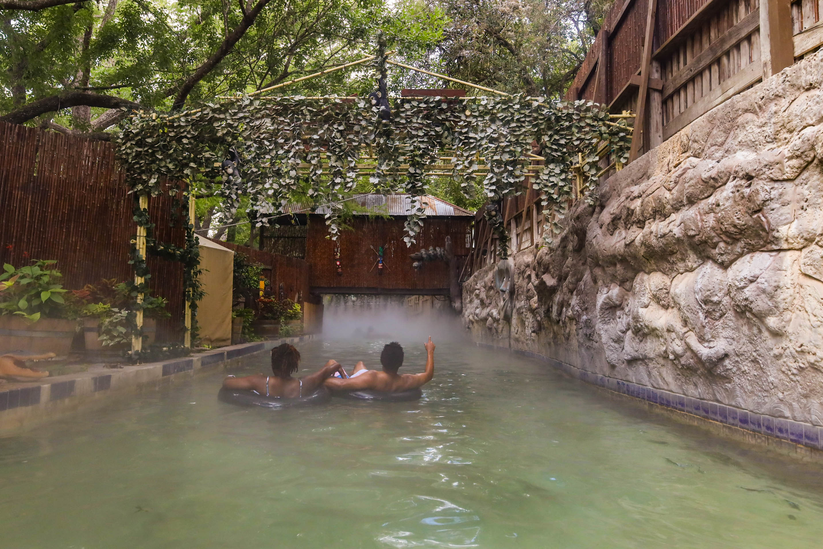 Schlitterbahn New Braunfels Waterpark Hours & Schedule | Tour Texas