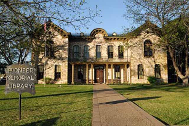 Attractions in Fredericksburg | Tour Texas