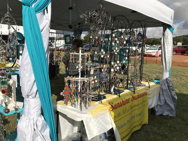 Texas Arts and Crafts Fair in Ingram | Tour Texas